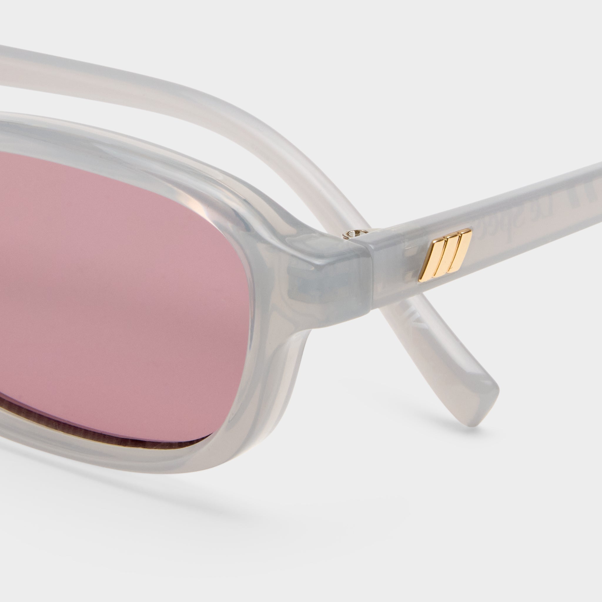 Honey Pot Mist Female Rectangle Sunglasses | Le Specs